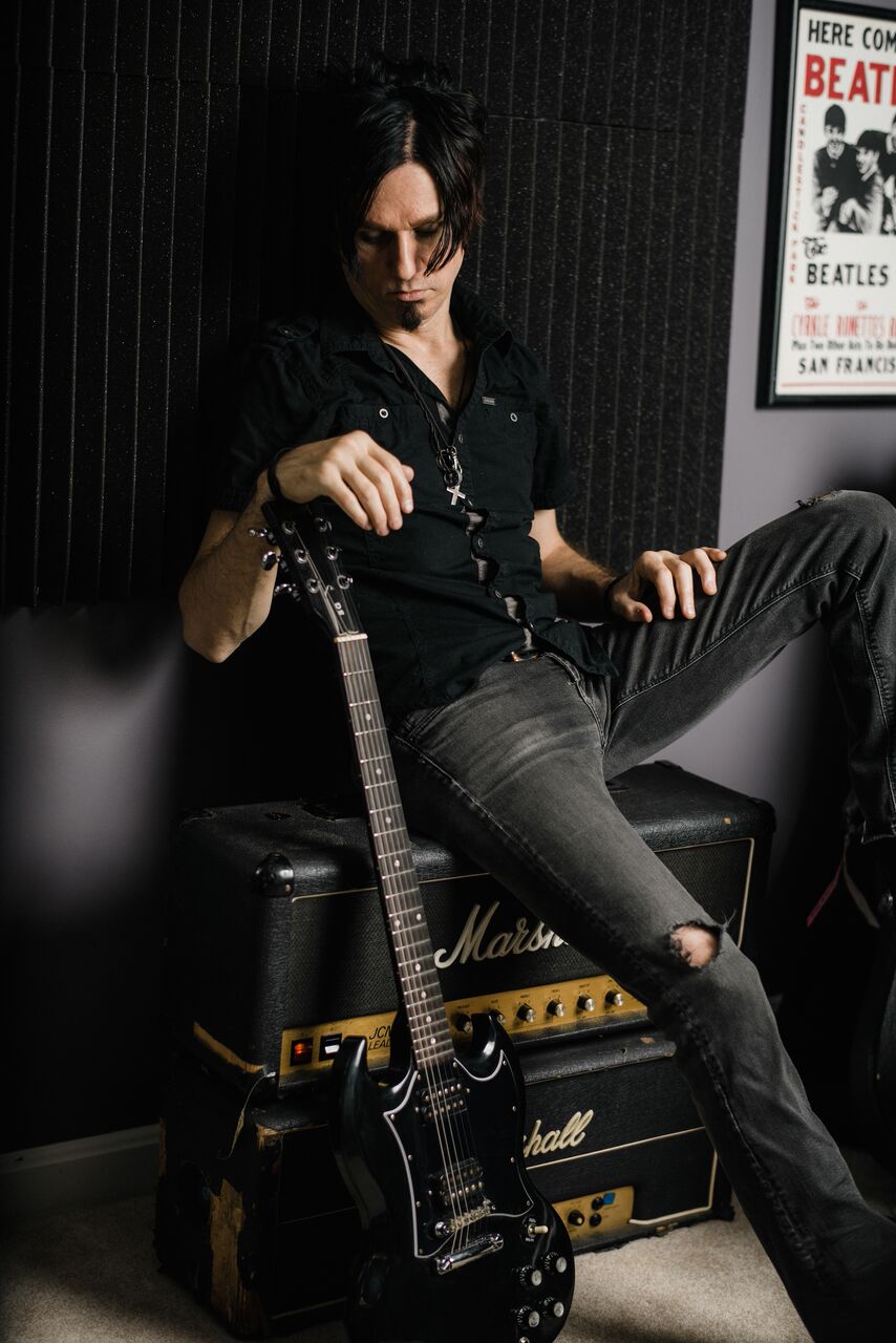 Special Behind The Scenes Presentation with Rock Artist Freddie Nelson ...